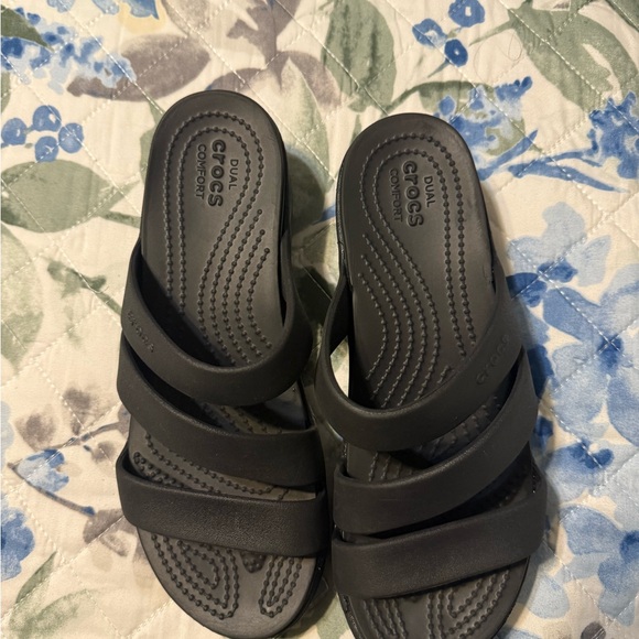 CROCS | Shoes | Crocs Black Dual Comfort Slides | Poshmark